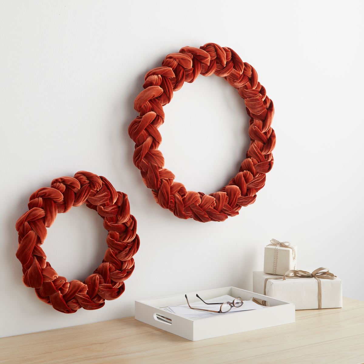 Velvet Wreaths– Your Heart's Content