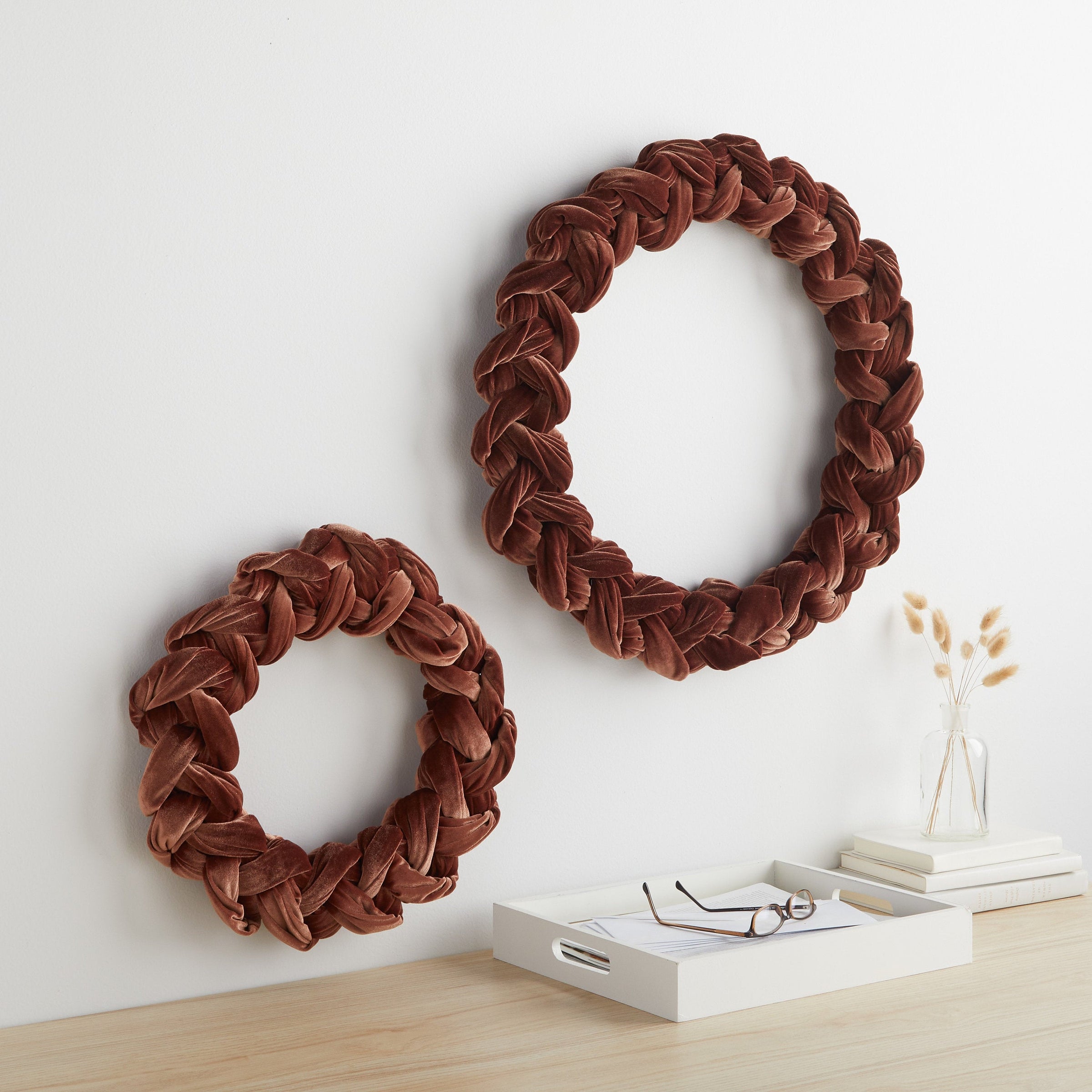 Velvet Wreaths– Your Heart's Content